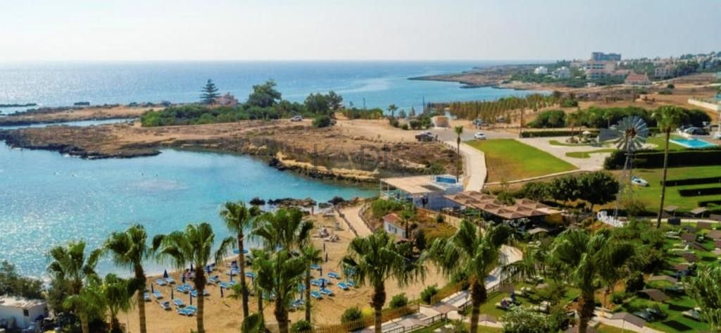 Beachfront 4 Bed Villa with swimming pool in Protaras close to Cavo ...