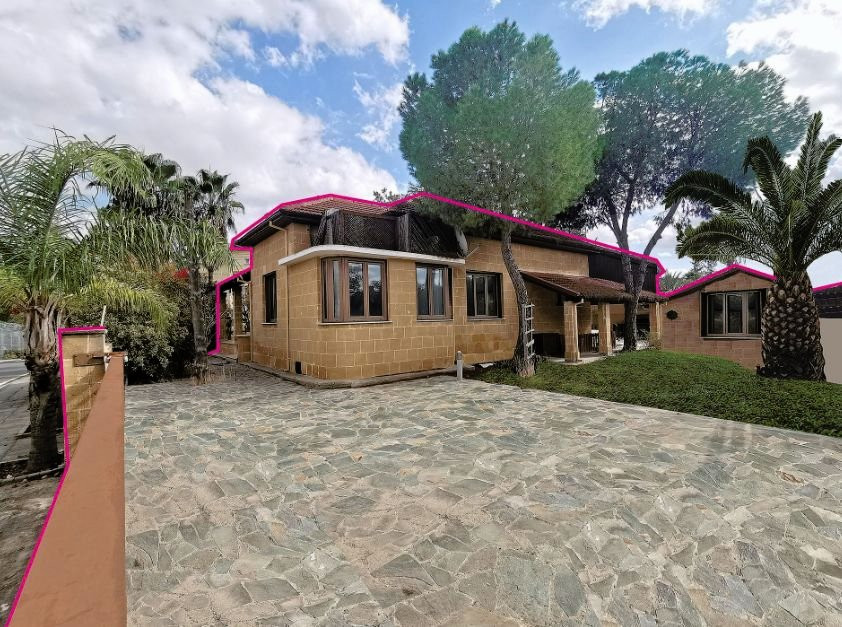 Unique 4-bed House Renovated in 2004, Nicosia - Elit Blue