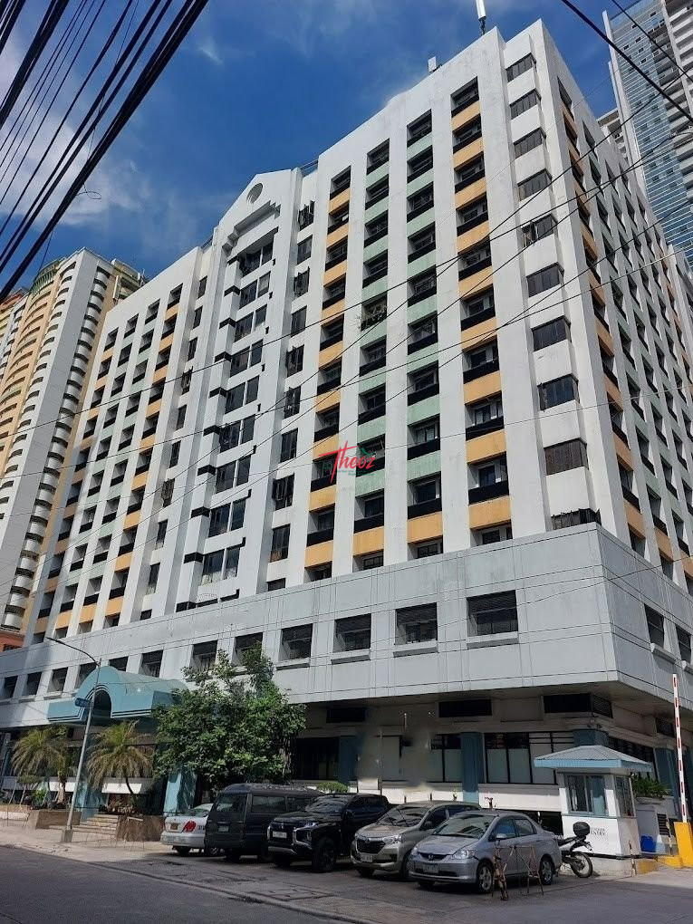34.96 sqm OFFICE SPACE @ DELA ROSA ST MAKATI FOR LEASE - La Theoz Real ...